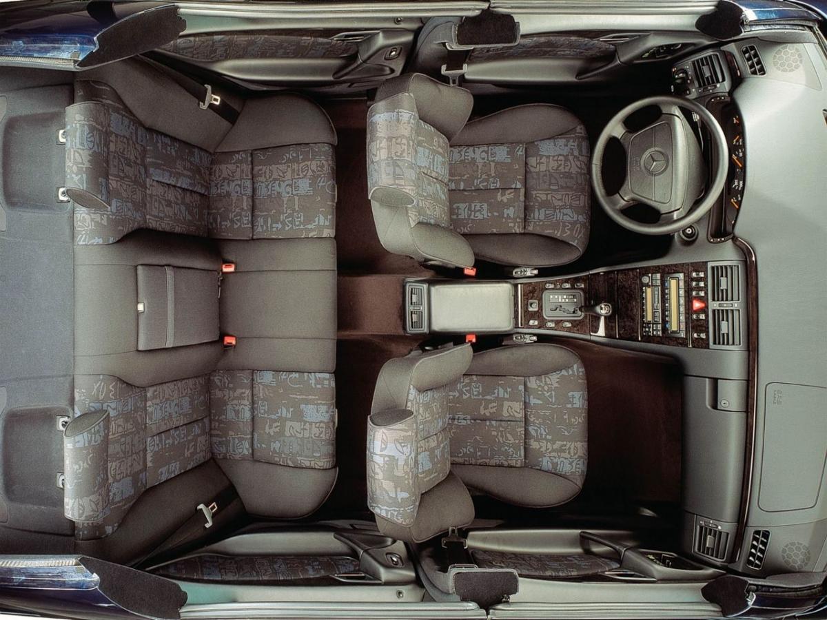 Mercedes-Benz E-class (W210) E 270 CDI (170 Hp)